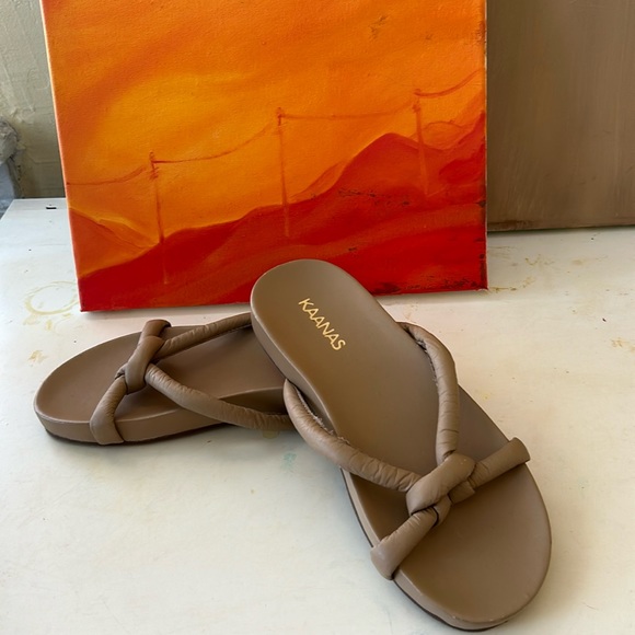 Kaanas | Shoes | Brown Kaanas Sandal | Poshmark